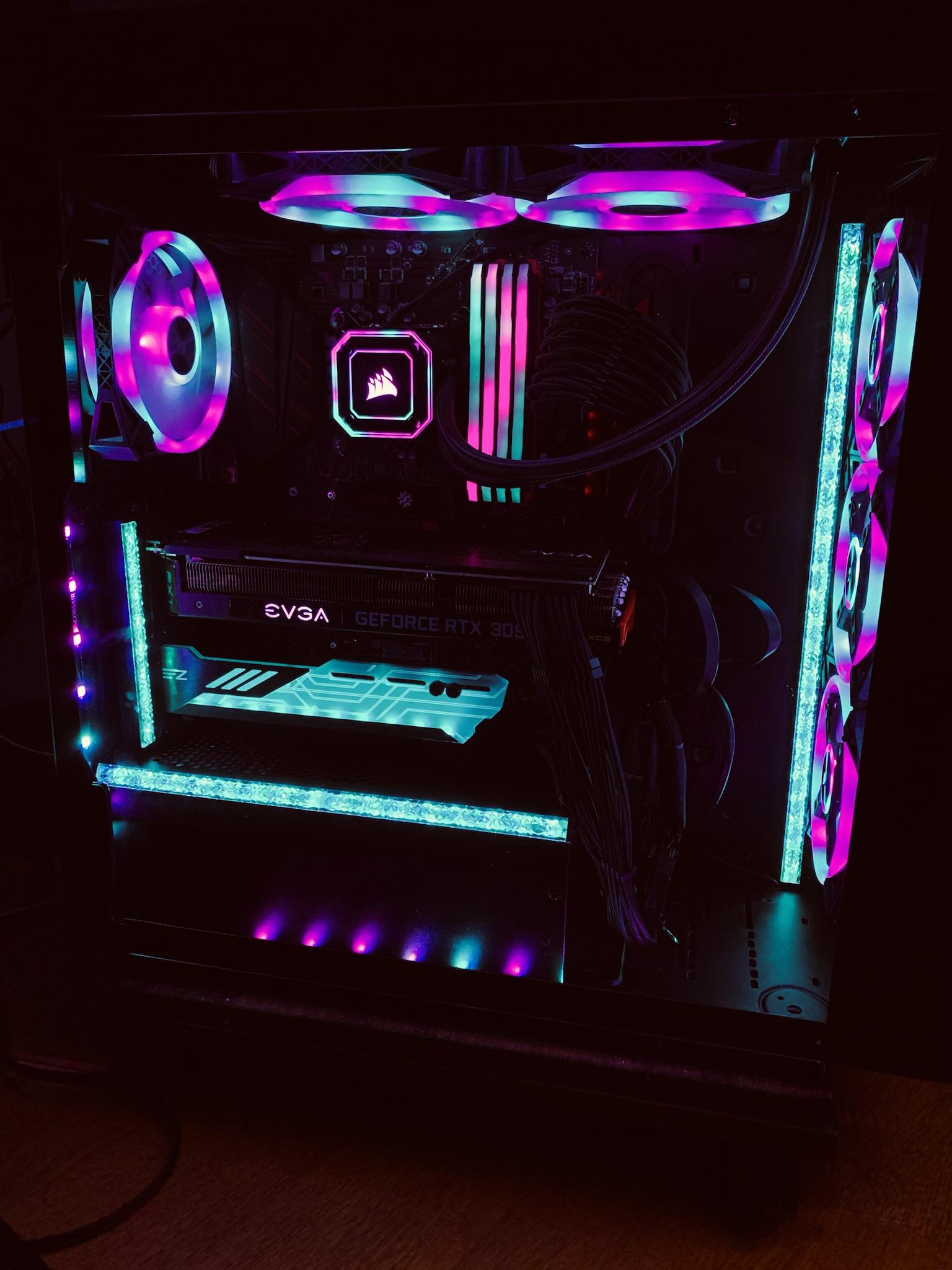Corsair RGB Build by HypedOG - homelab101